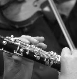 How are standing sound waves generated in musical instruments? - The ...